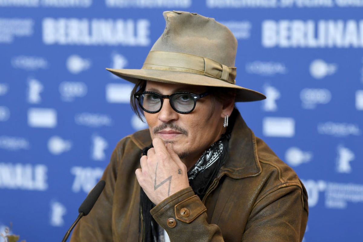 'Walking Chameleon': Johnny Depp Sparks Buzz After Lionsgate Drops ...