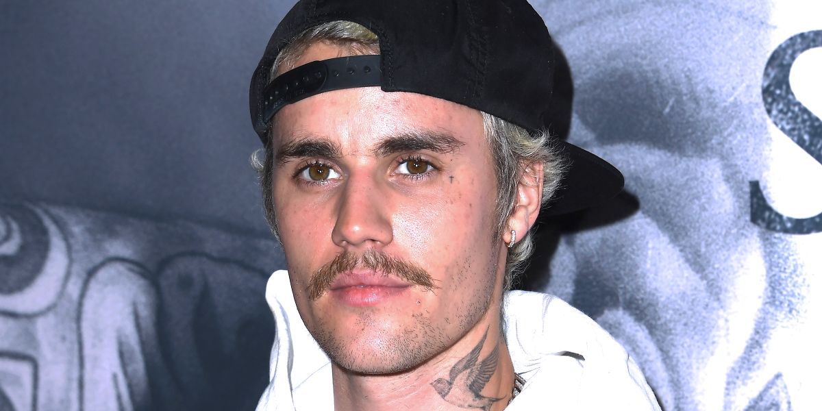 People React as Justin Bieber Shares Sweaty Detox Selfie