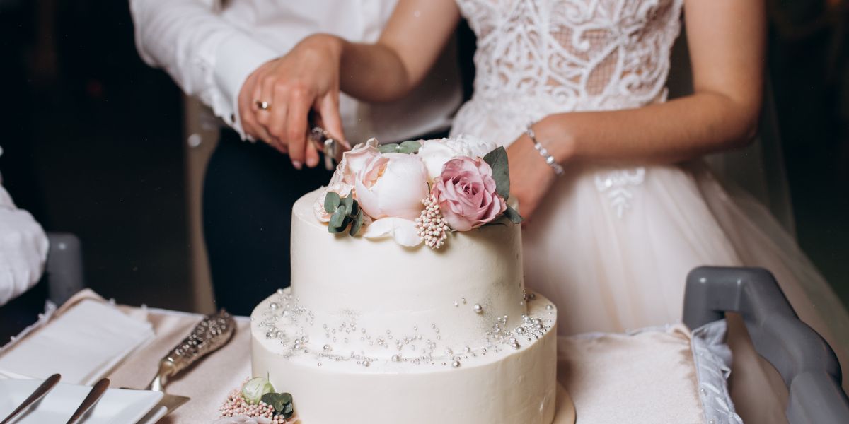 My Groom Smashed My Face Into the Cake During the Cake Cutting as a ...