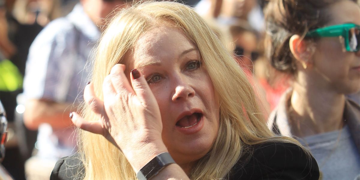 Christina Applegate Is Mourning the Loss of Her Father